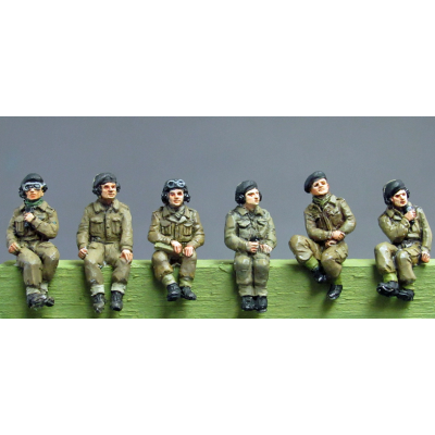 RAC Crew set 2 seated figures (20mm) | Eureka Miniatures UK